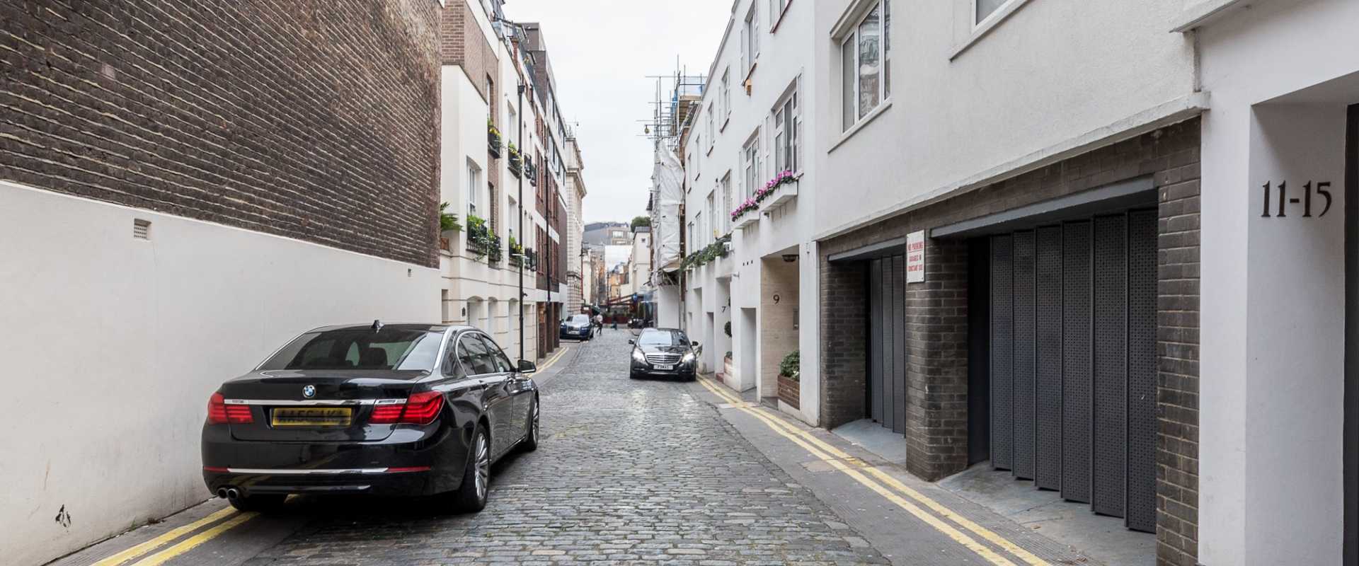 Modern Mews house in Mayfair with terrace | A Place Like Home